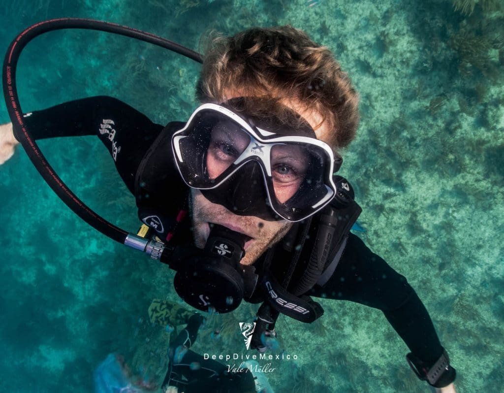 Open Water Diver Course - DeepDiveMexico